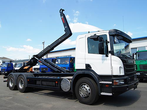 В Украину поставлена еще одна партия крюковых погрузчиков MULTILIFT ...